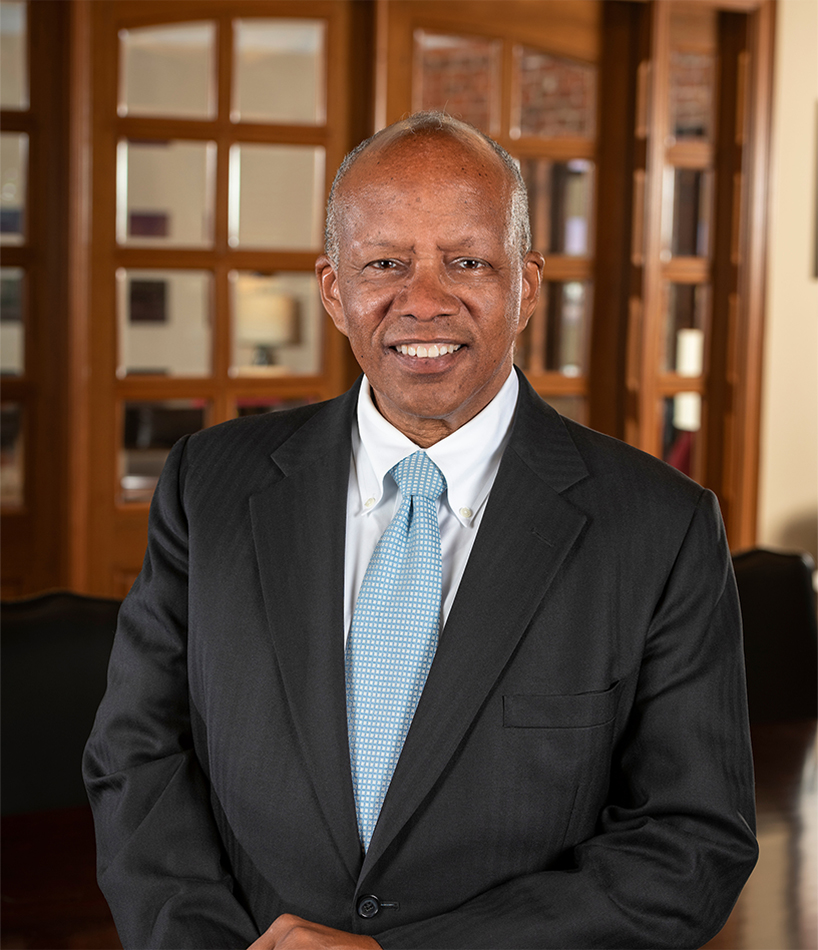 Corporate Governance - Board of Directors - Person Details - Apple ...